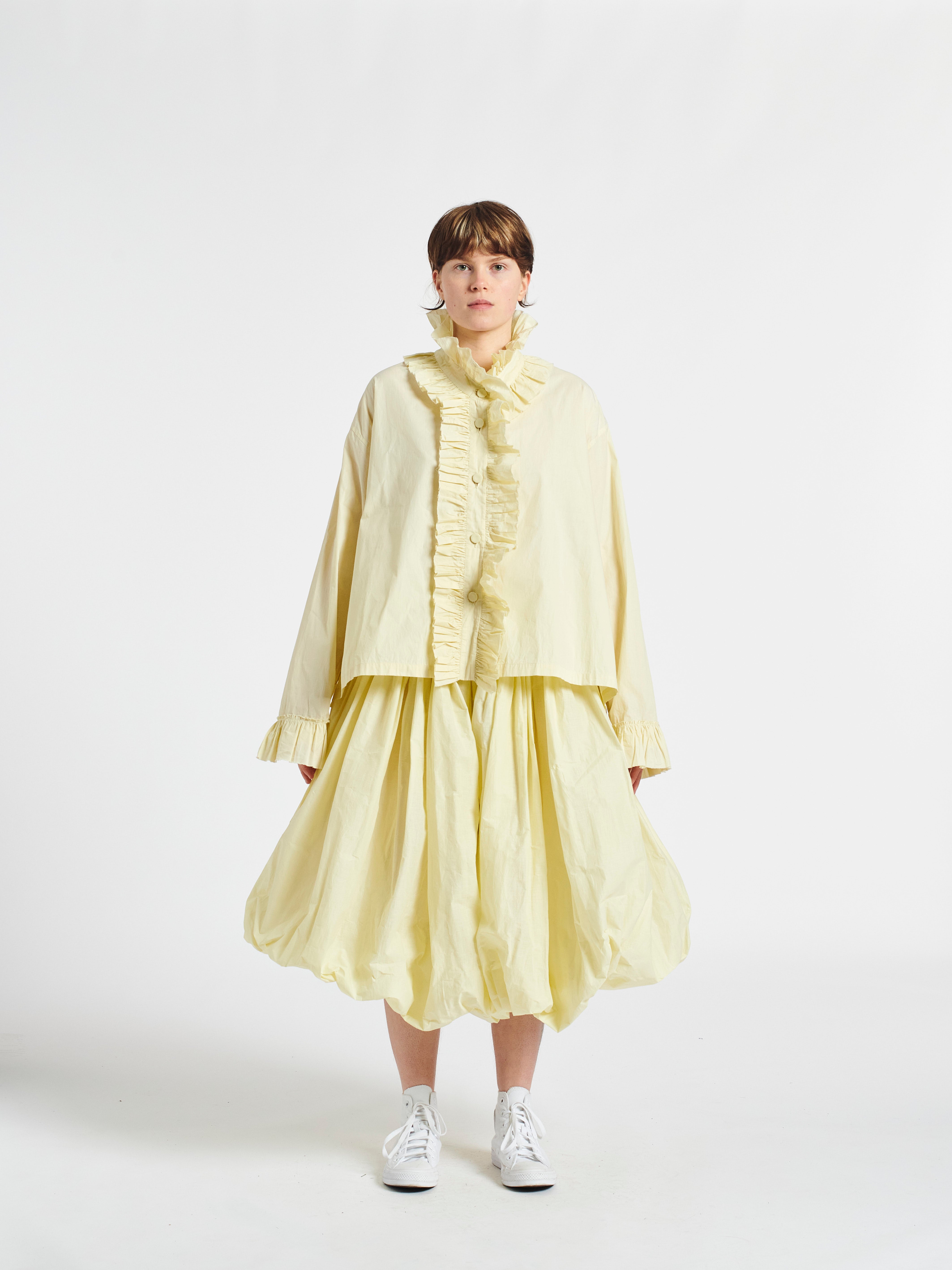 bottoms – egg trading